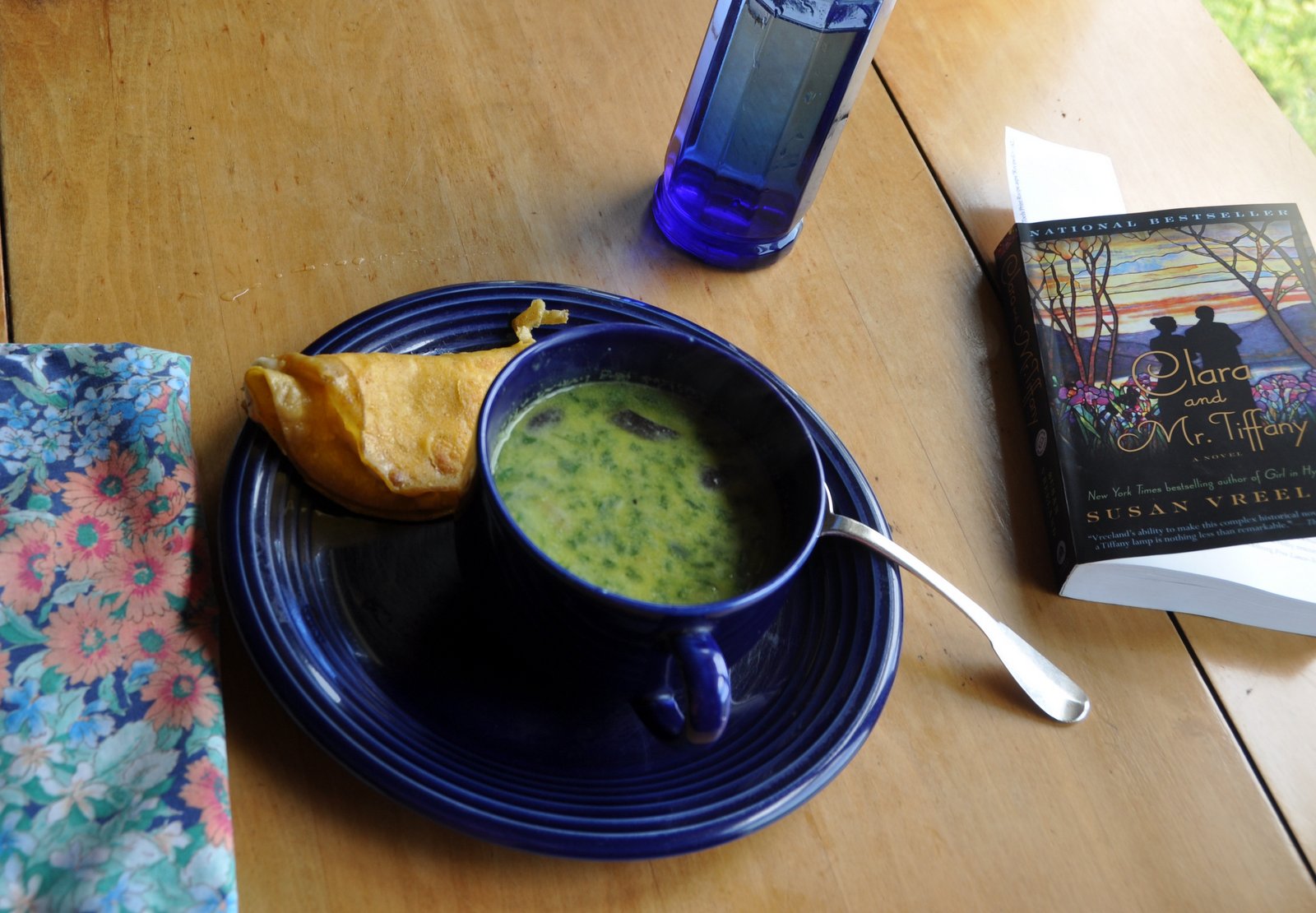 Vicki Lane Mysteries: Cream of Spring