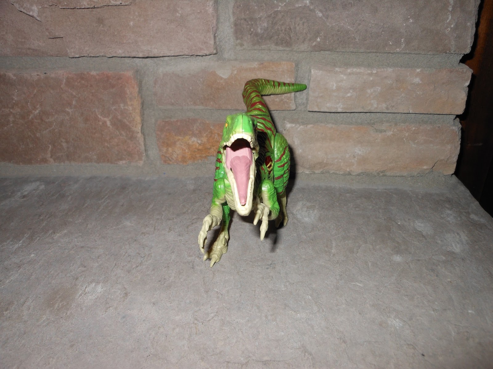 Emperor Dinobot's Musings. : Jurassic World Dino Hybrid Velociraptor