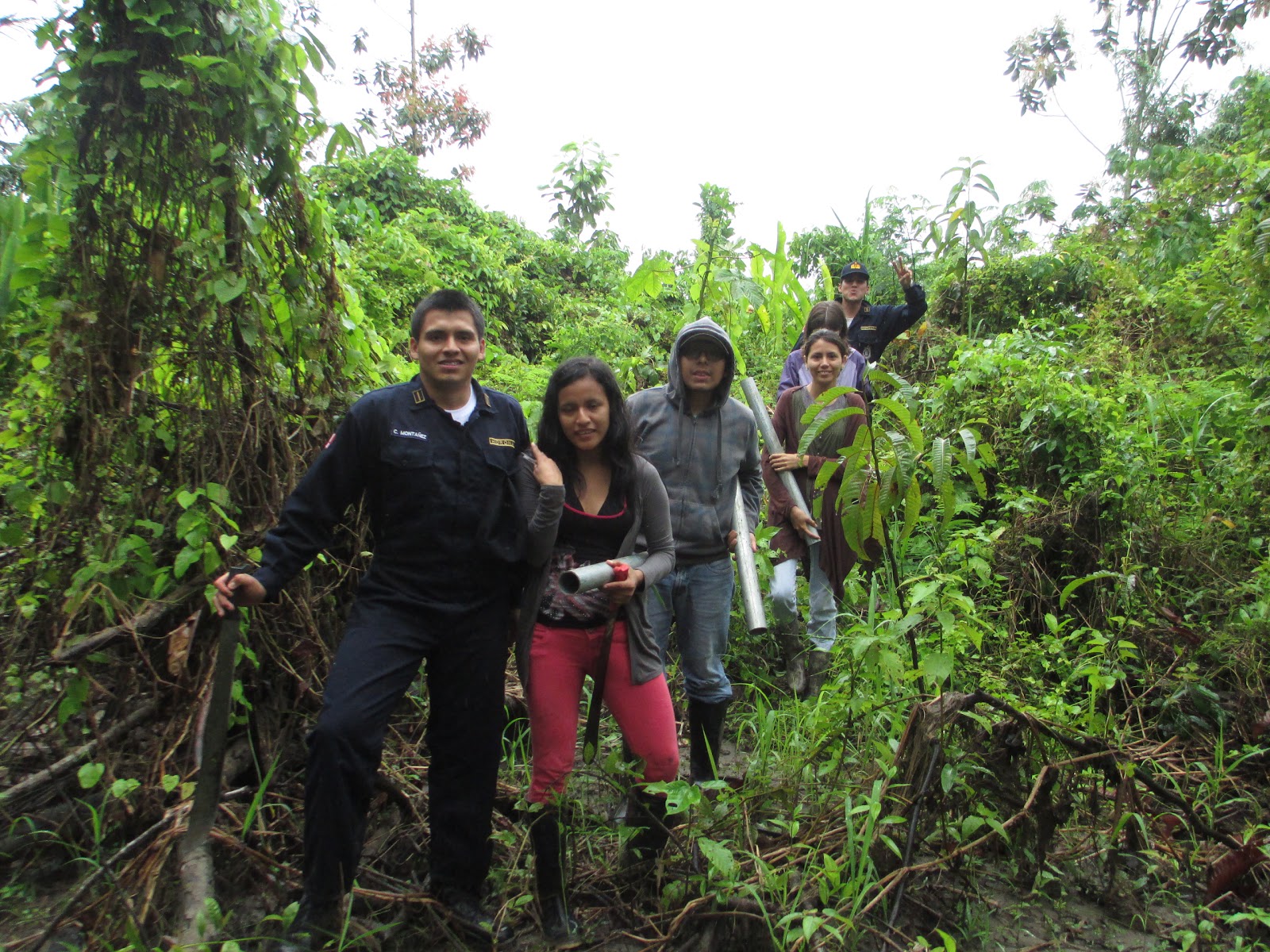 Crear : VIAJE A JENARO HERRERA