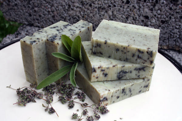 TIKRAS MUILAS: Naturalūs, rankų darbo muilai