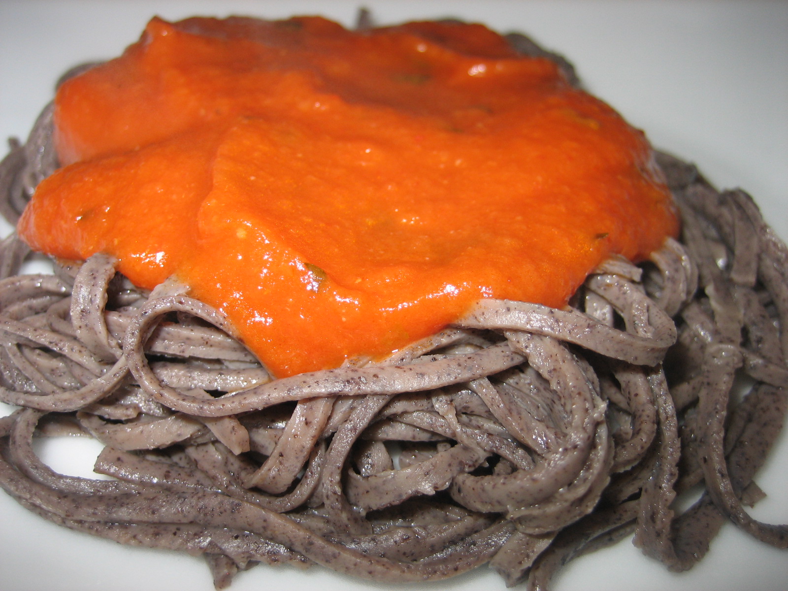 The Veracious Vegan: Mama Jess - Pasta Sauce