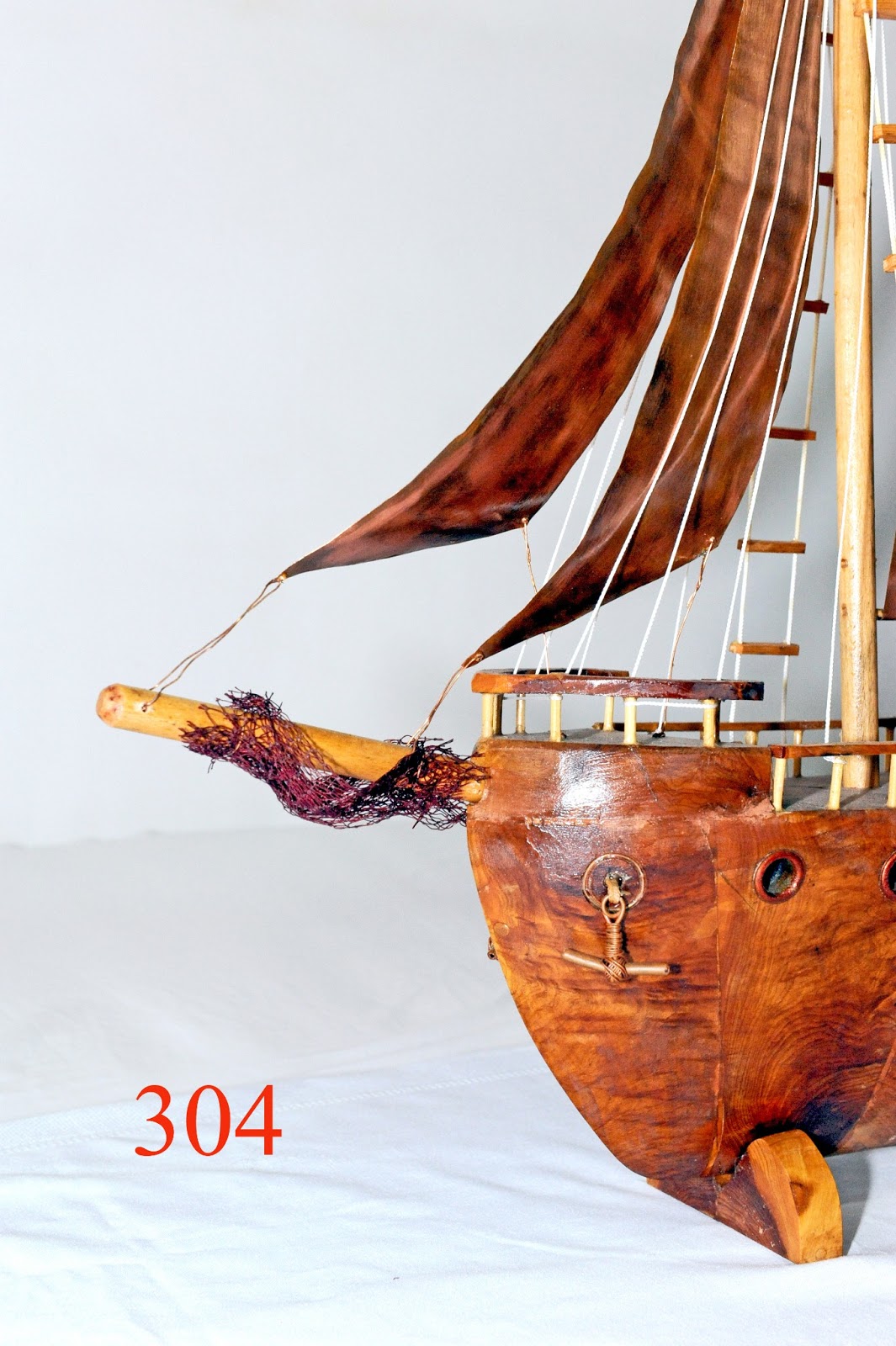ΜΗΛΕΪΚΑ ΞΥΛΙΝΑ ΚΑΡΑΒΙΑ - MILOS WOODEN SHIPS