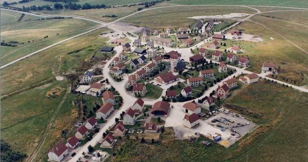 Copehill Down – Sleepy English Village with a Difference ~ Kuriositas