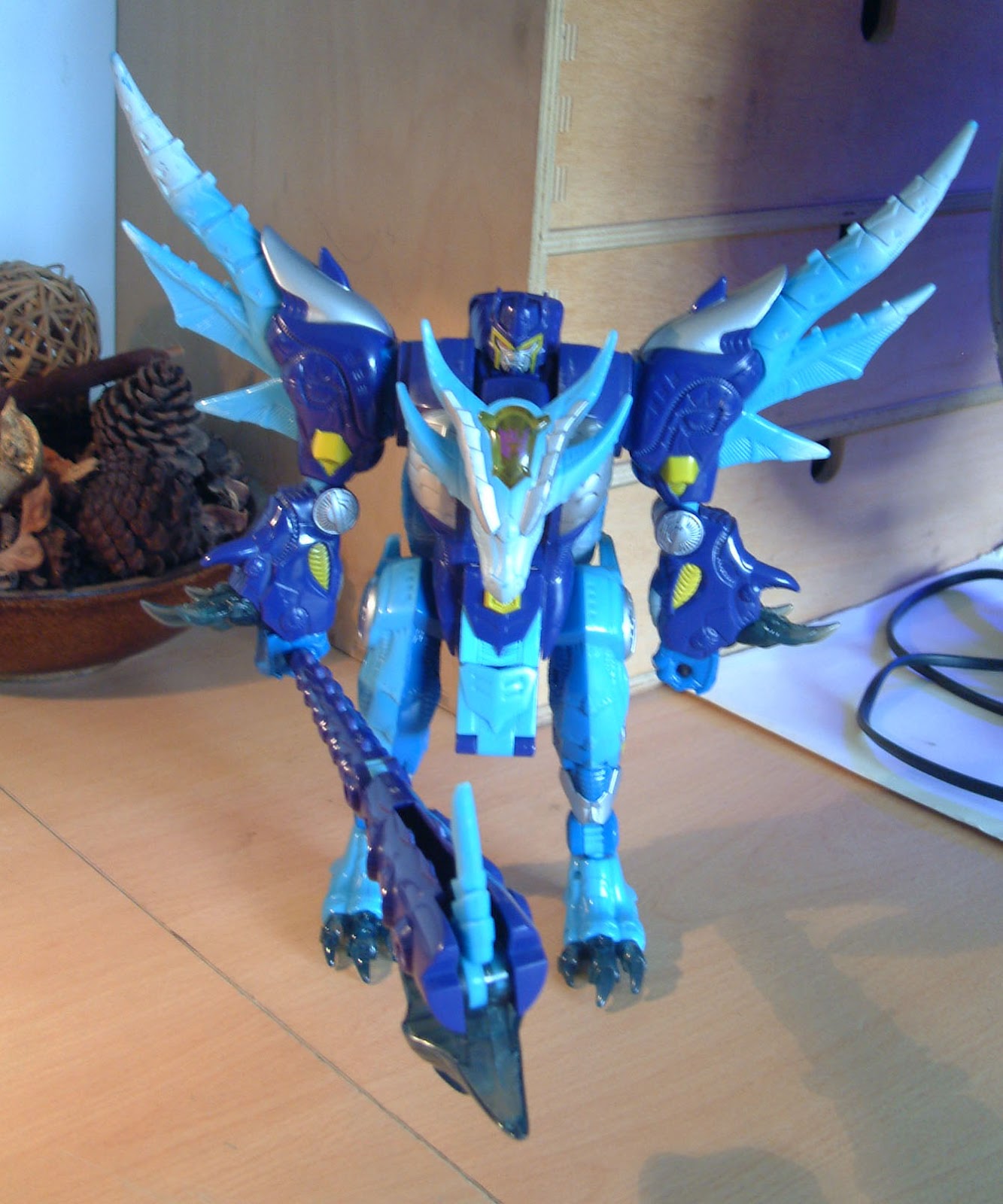 THE TRANSFORMERS: BIRTHDAY BLOG PART THREE-CYBERTRON CYRO SCOURGE