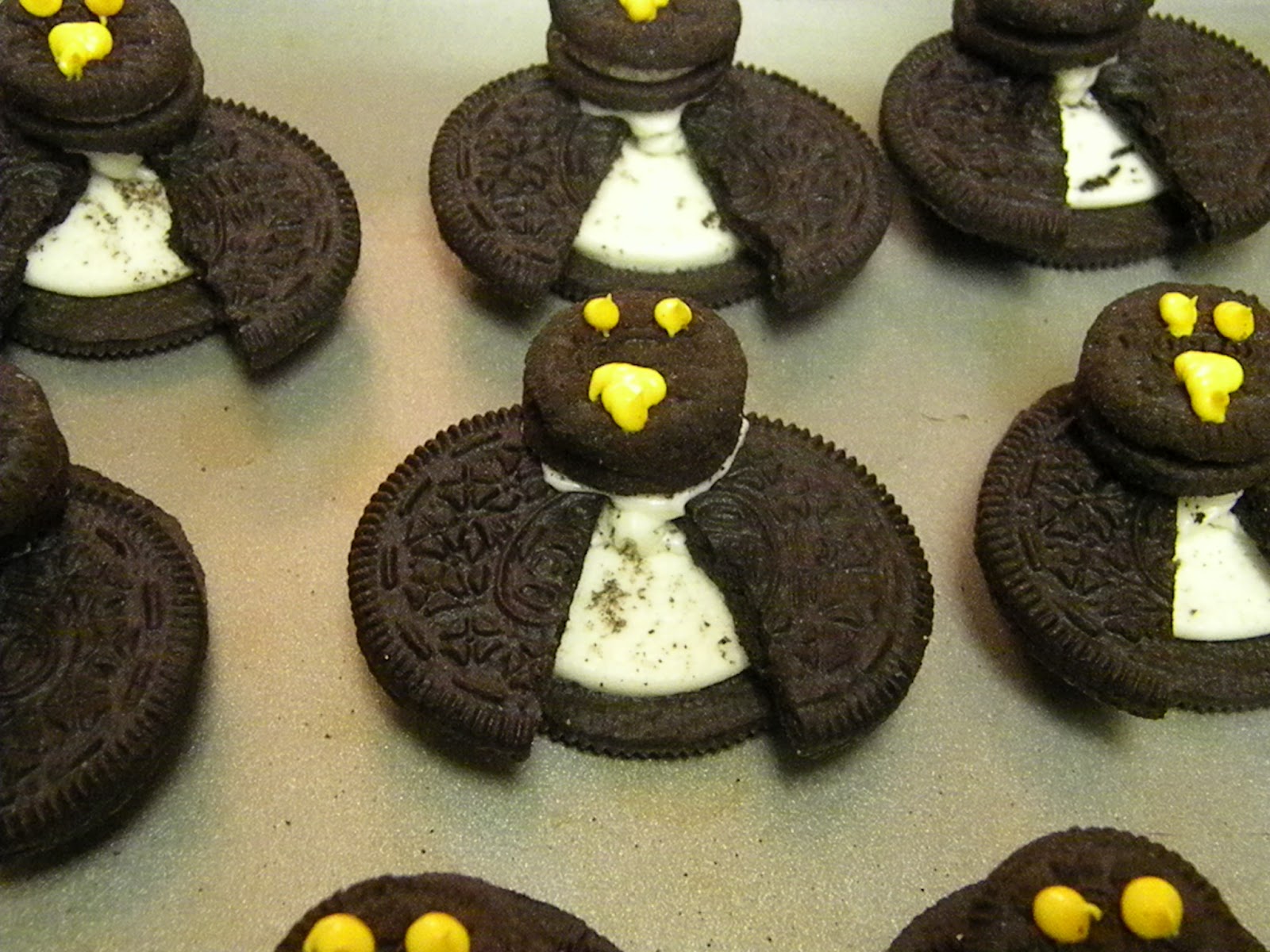 Scenes From Our Week - Week 18, A Penguin Snack - Sincerely Stacie