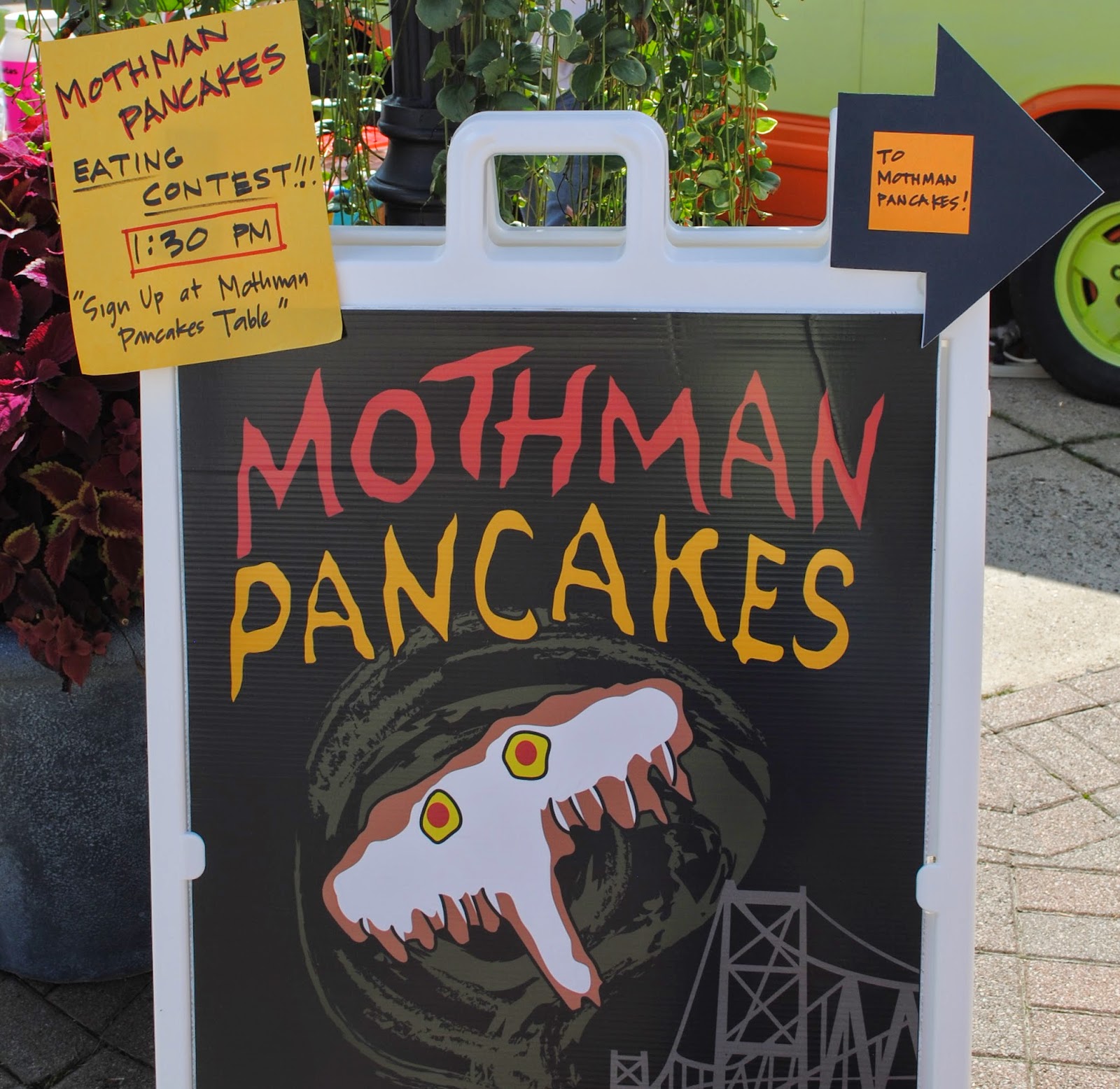 The Carpetbagger: Mothman Festival and Museum