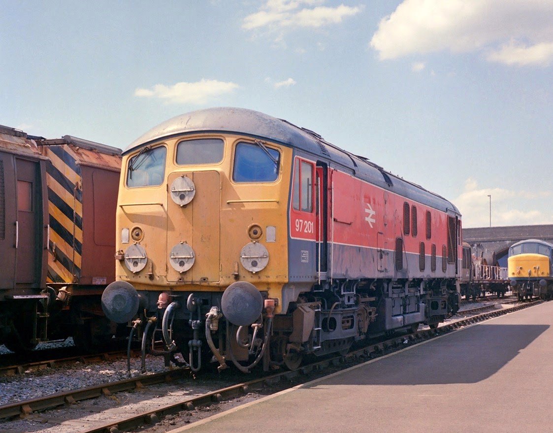 Voie de Débord: Locomotives : R.D.B. 968007 (Class 24).