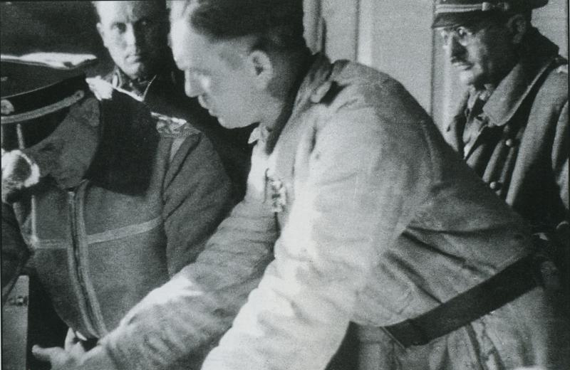 NAZI JERMAN: Foto Kurt "Panzermeyer" Meyer