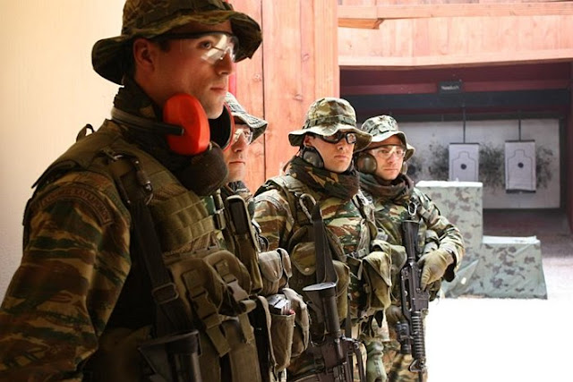 ΕΠΙΣΚΕΨΗ ΑΡΧΗΓΟΥ ΓΕΕΘΑ ΣΕ 2Η ΜΑΛ ΚΑΙ ΣΧΟΛΗ ΑΛΕΞΙΠΤΩΤΙΣΤΩΝ | KRANOSGR