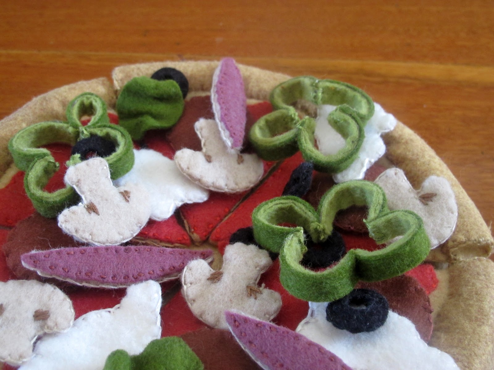 Sew Ready to Play Food Plushie Pizza Parlor with Cirque Du Bebe