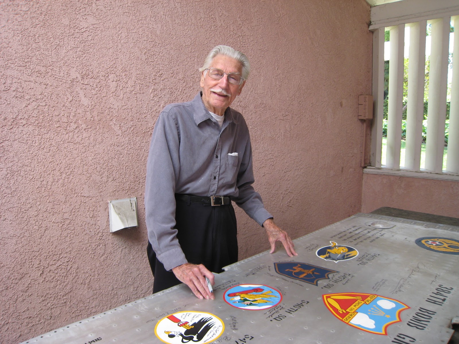 384th BG Veterans Signing Project