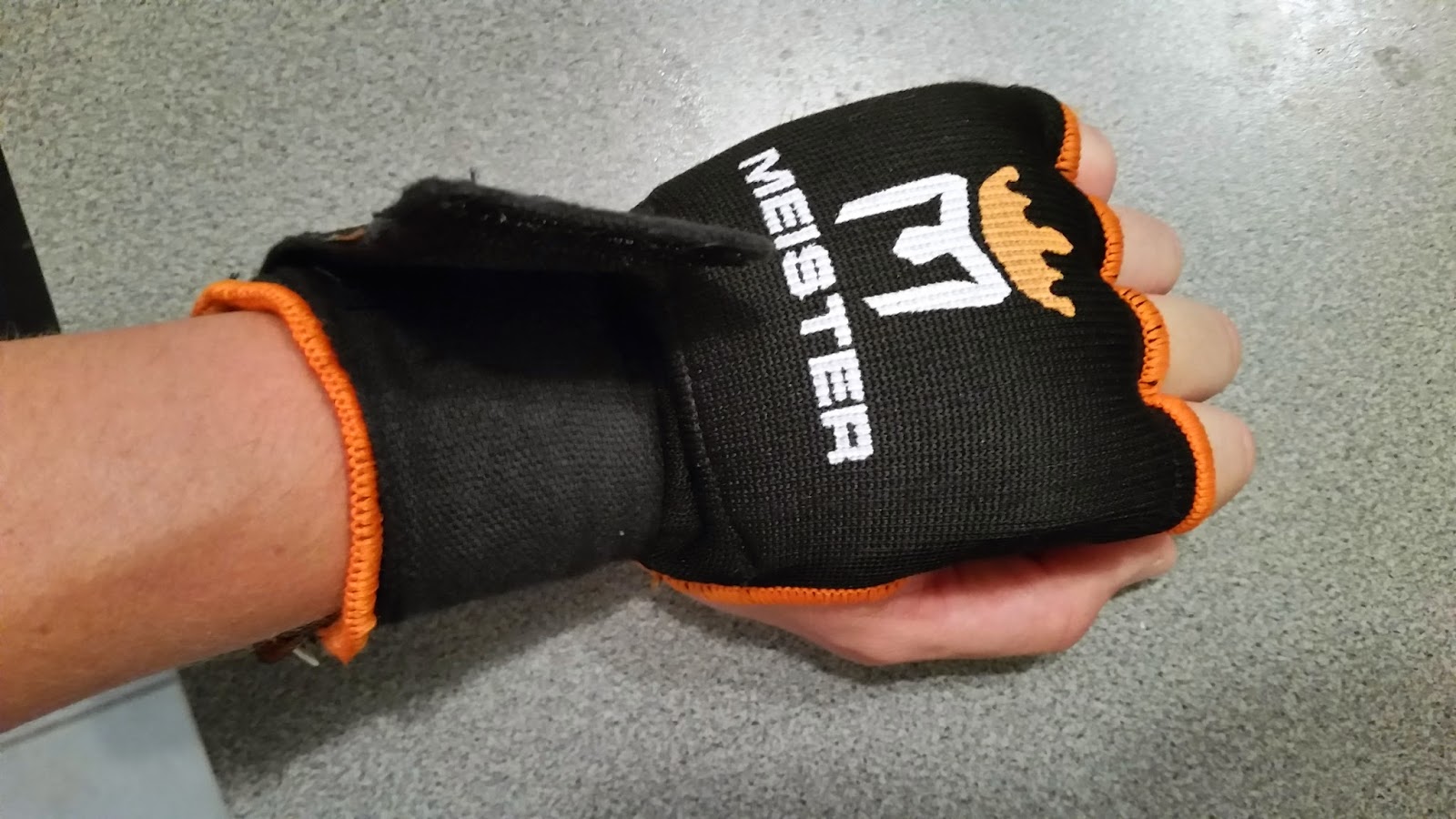 Ben's Journal: Review: Meister Gel-Padded ProWrap Hand Wraps