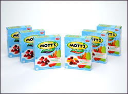 Gust Gab: Mott's Medleys Fruit Flavored Snacks - A Give Away!