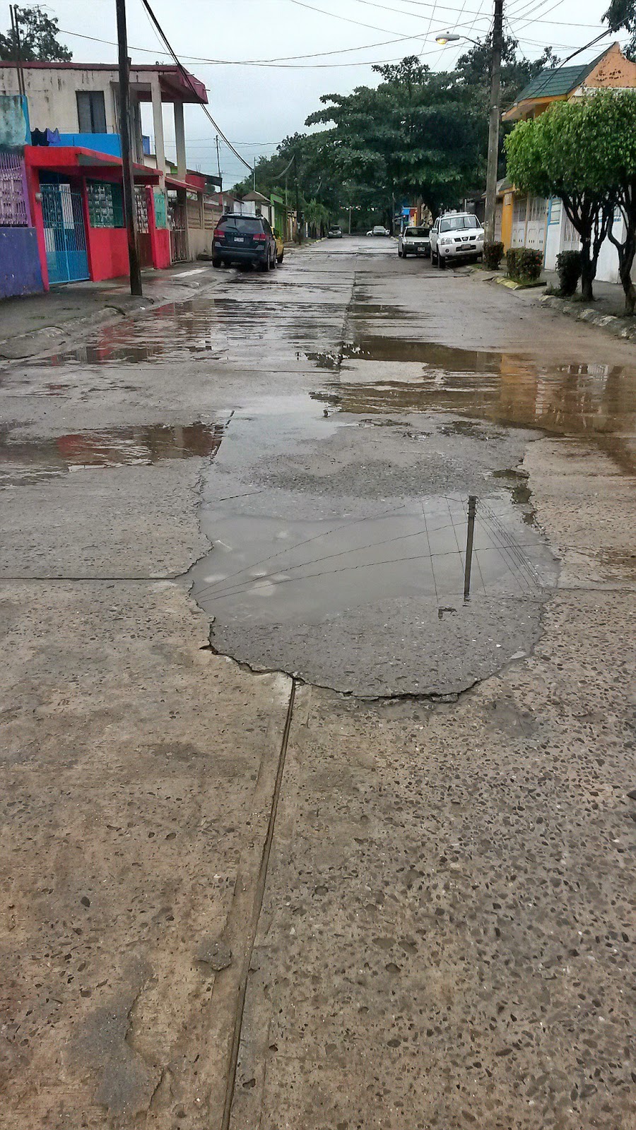 Expresión Revista: Otro Drenaje Roto