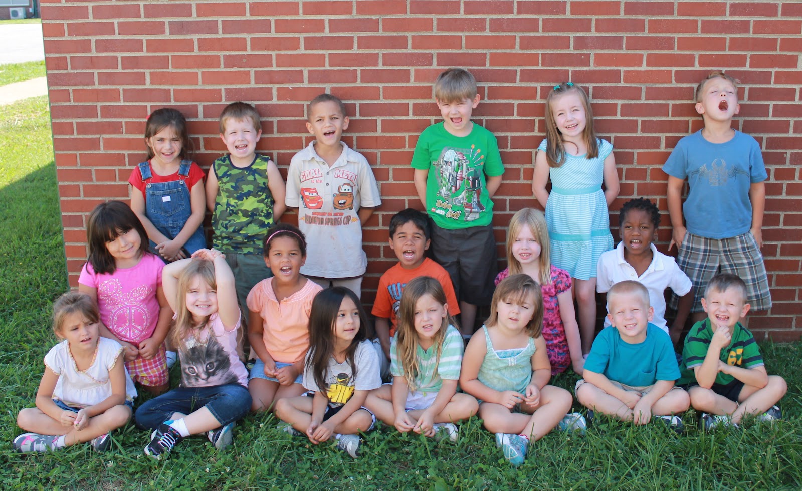 Ms. Batte's Kinderland: First Day of School Class Pic!