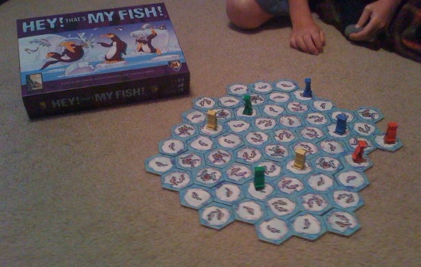 Hey! That's My Fish! Review | Board Game Reviews by Josh