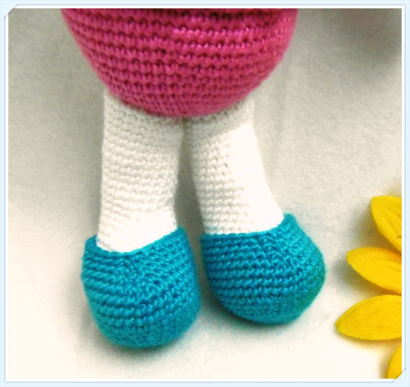 Kirju Mirju käsitöö.: Dress & shoes pattern for Bunny Rosita.