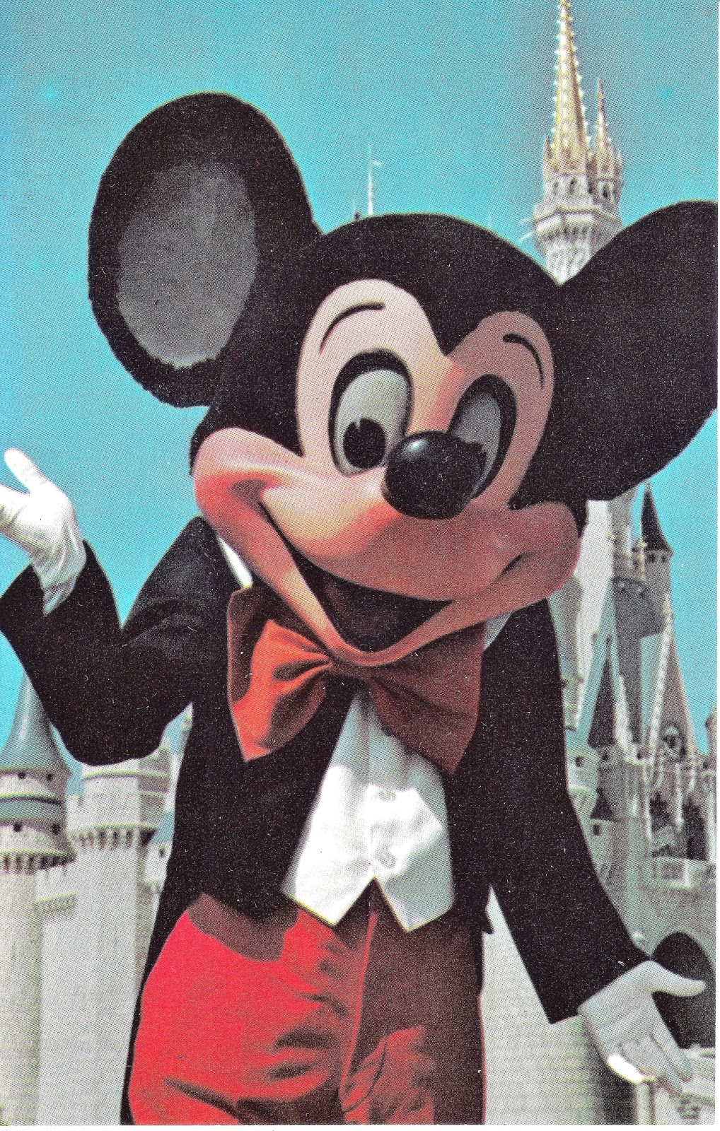 Disney Avenue: 91 Vintage Disney Postcards You Have To See