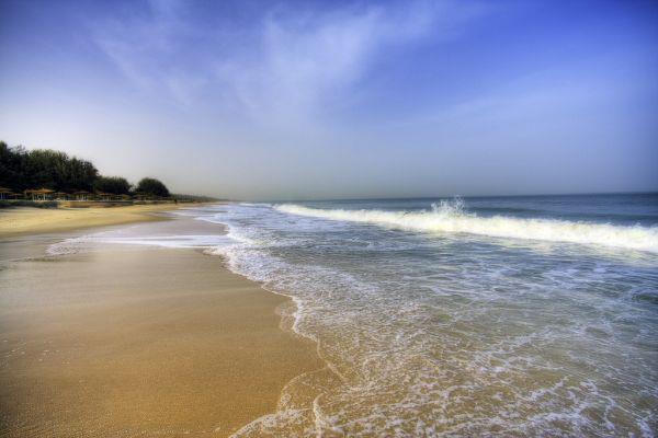 Beach Gambia ~ Entertainment-Enter