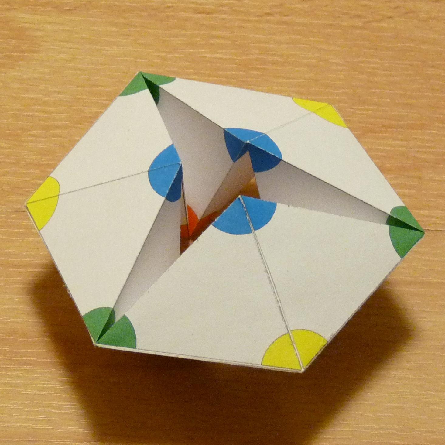 TIC LIBRE: Caleidociclos hexagonal