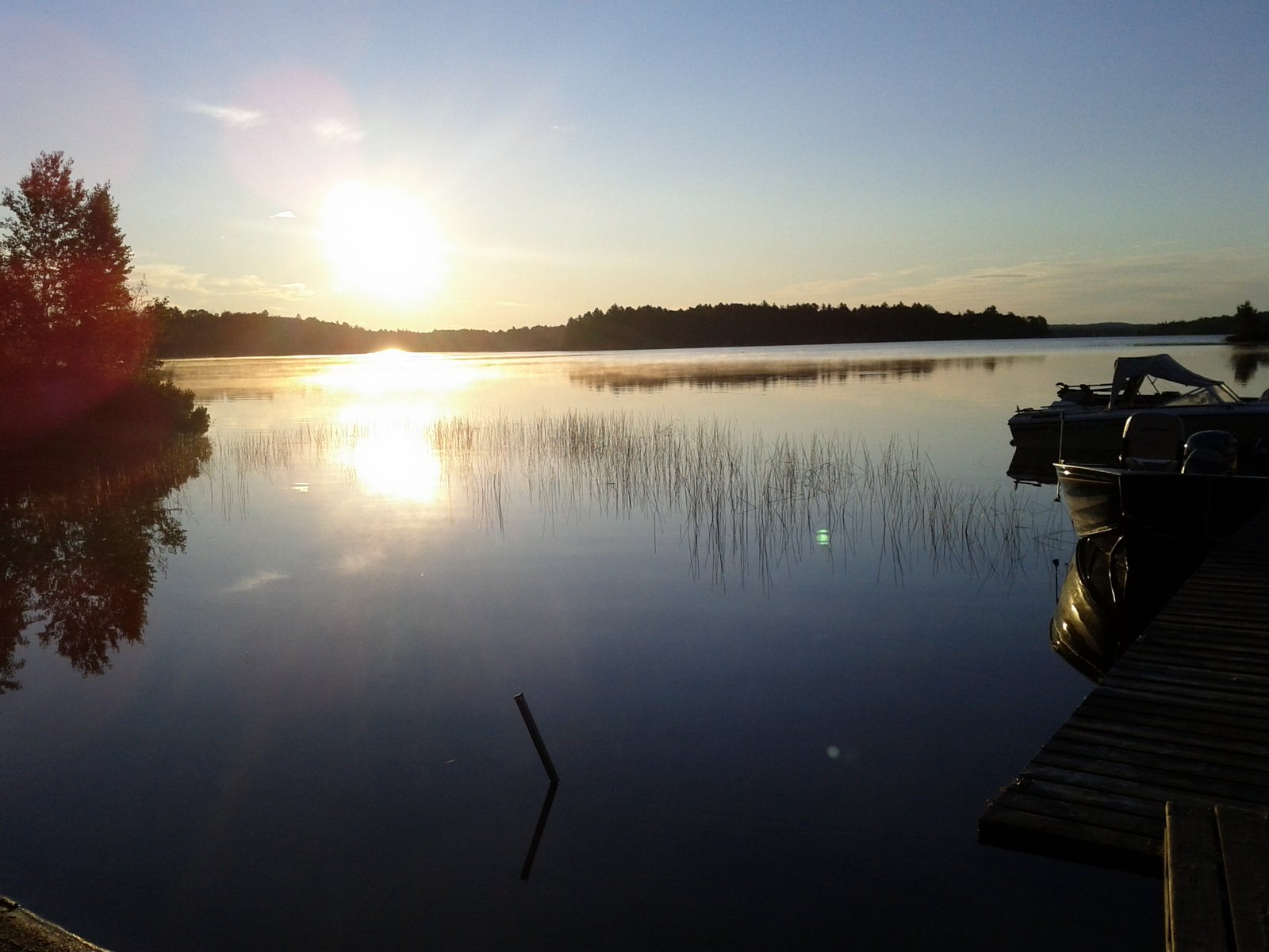 Deer Horn Lodge: Deer Horn Lodge, Cabonga Reservoir, Québec, Canada