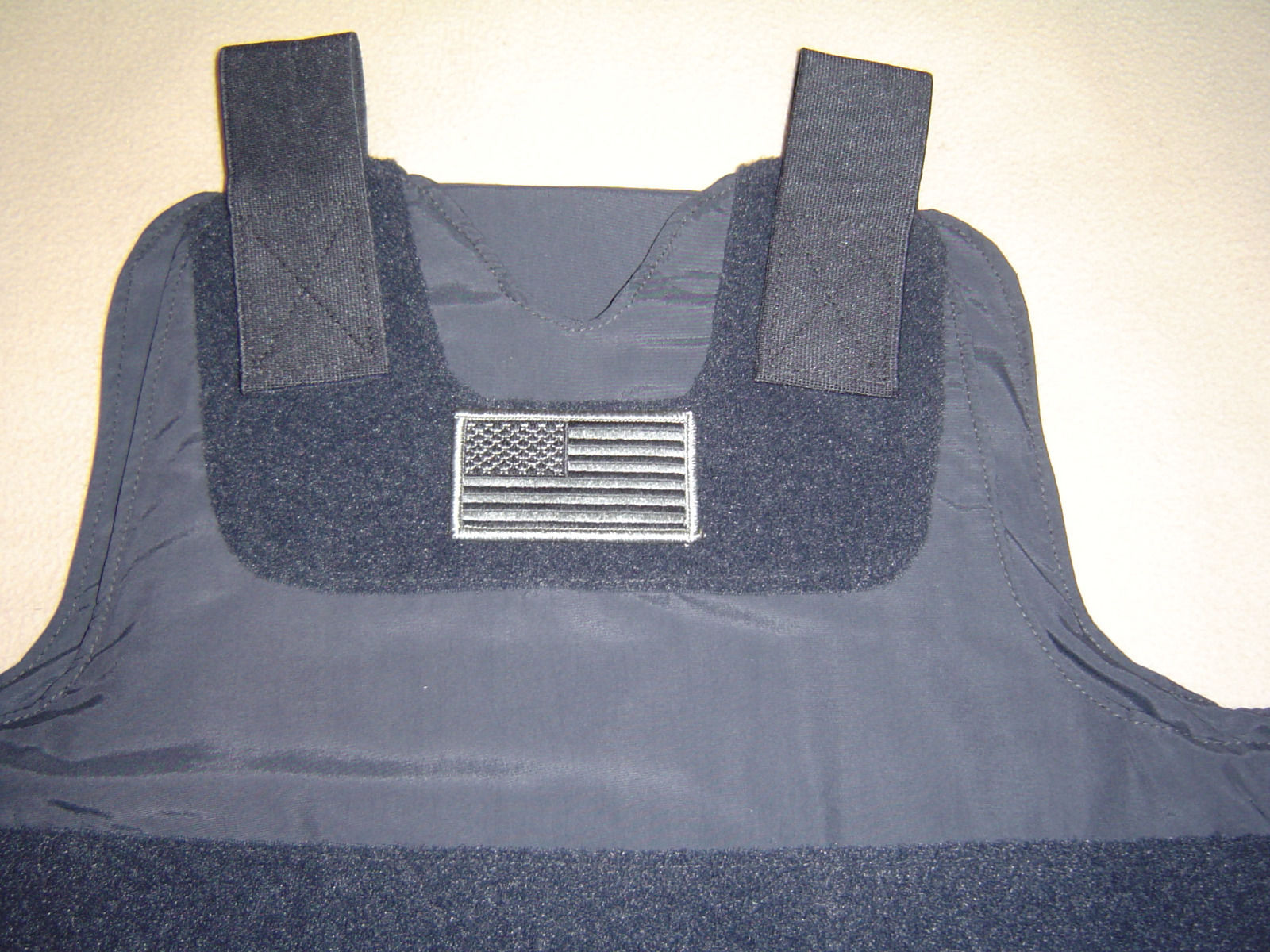 Webbingbabel: Paraclete PPE Concealable Armor Carrier