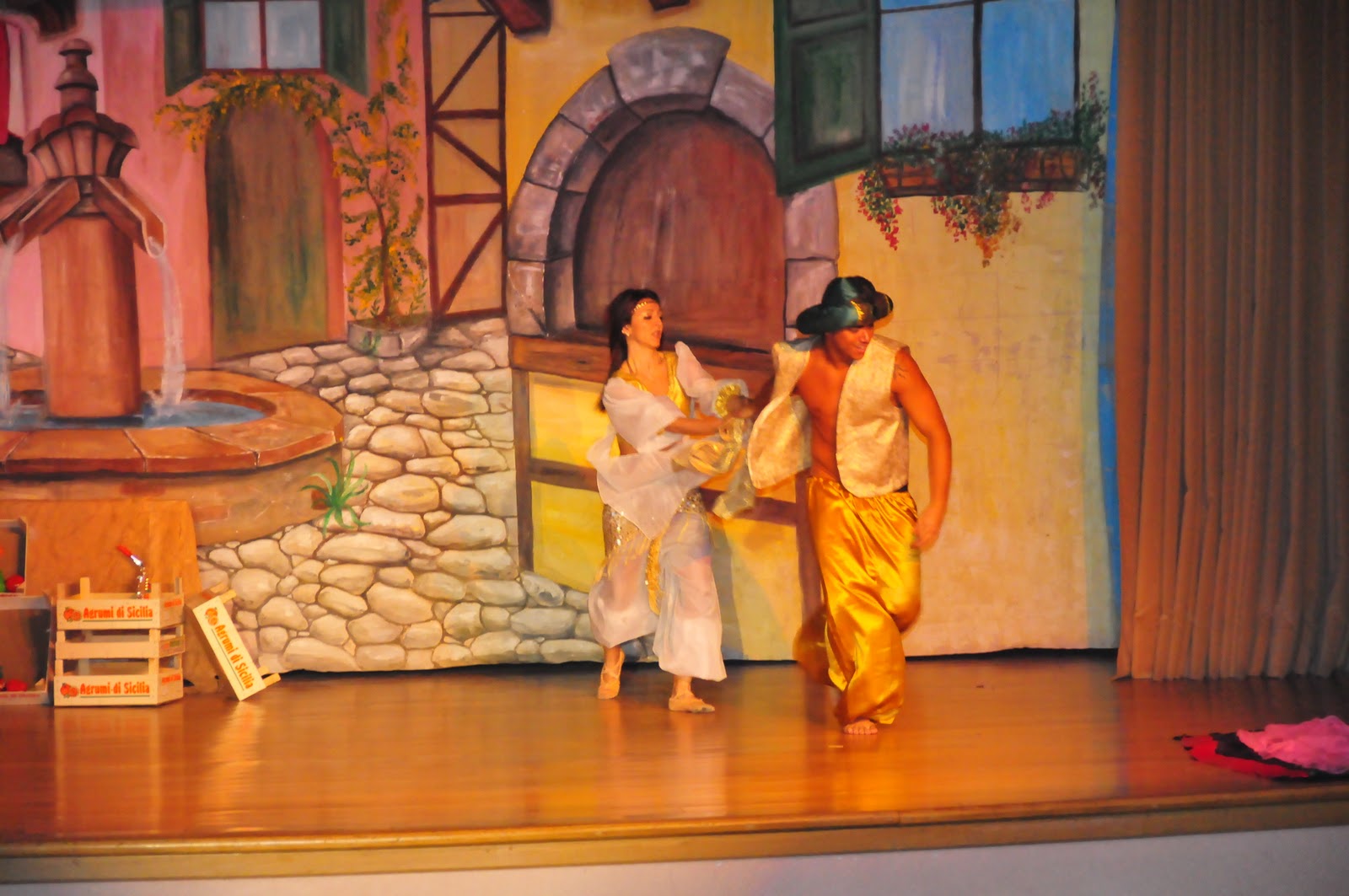 COMPAGNIA TEATRO TIMON: FANTASIA LE PIU BELLE FIABE DISNEY"