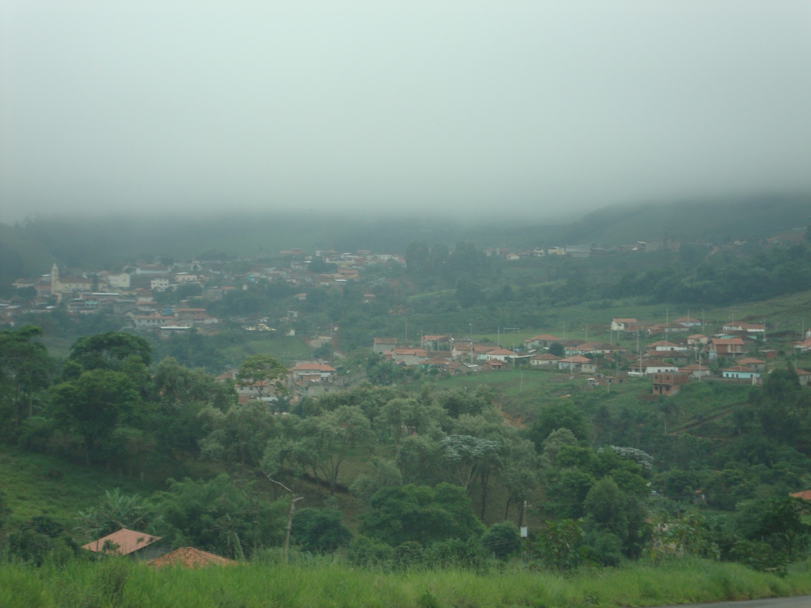 Serras de Minas: >Fotos das serras de minas = Araponga - MG