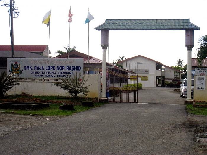 ALUMNI SMK RAJA LOPE NOR RASHID