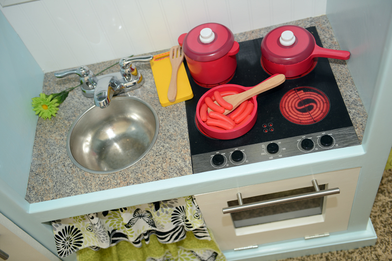 Life as an Atkins: MY DIY Play Kitchen