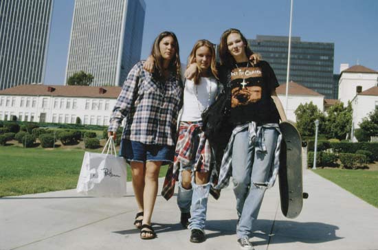 The History Of Fashion : 1990s