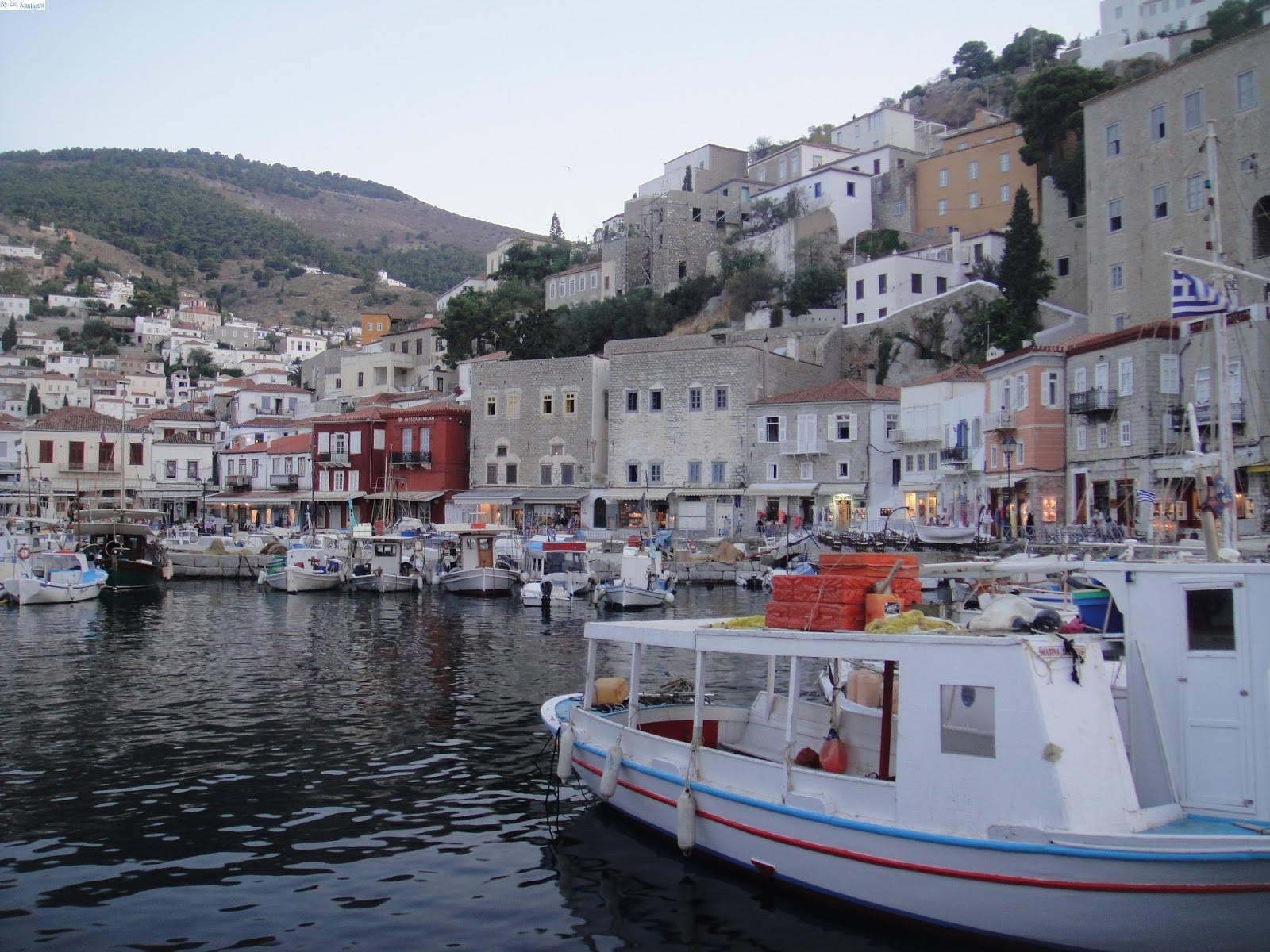 Ταξιδεύοντας στα σύννεφα..: (1) ΥΔΡΑ-ΤΑΞΙΔΙ ΣΤΑ ΝΗΣΙΑ ΤΟΥ ΑΡΓΟΣΑΡΩΝΙΚΟΥ ...