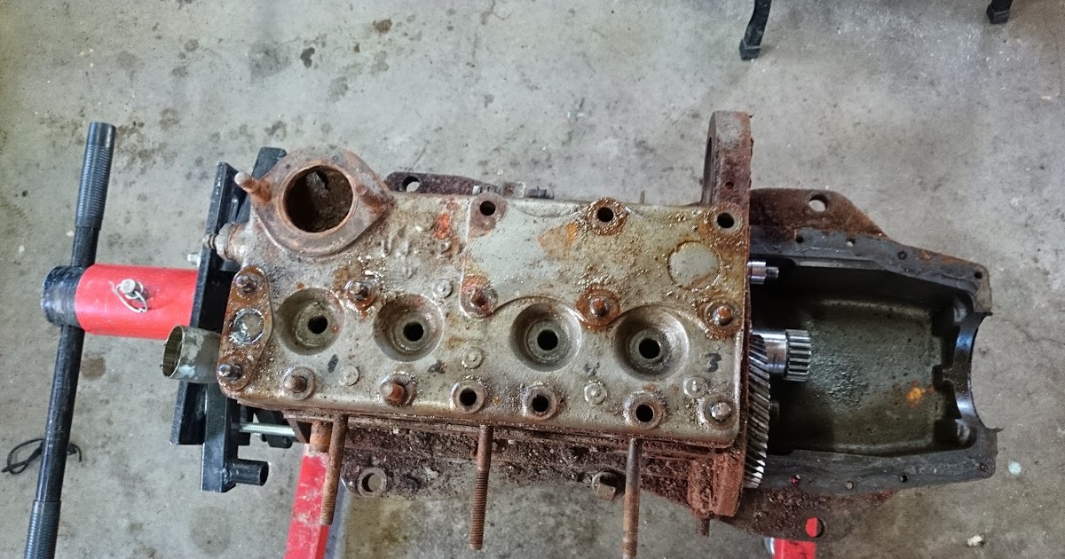 Afloat: Atomic 4 rebuild - Head removal
