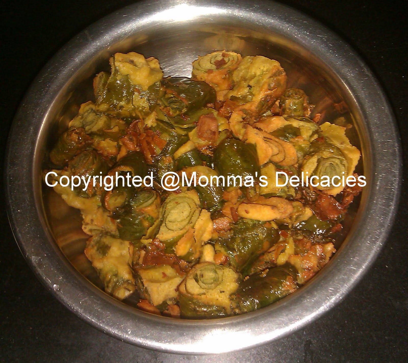 Freshly Baked: Arvi Patta Curry!