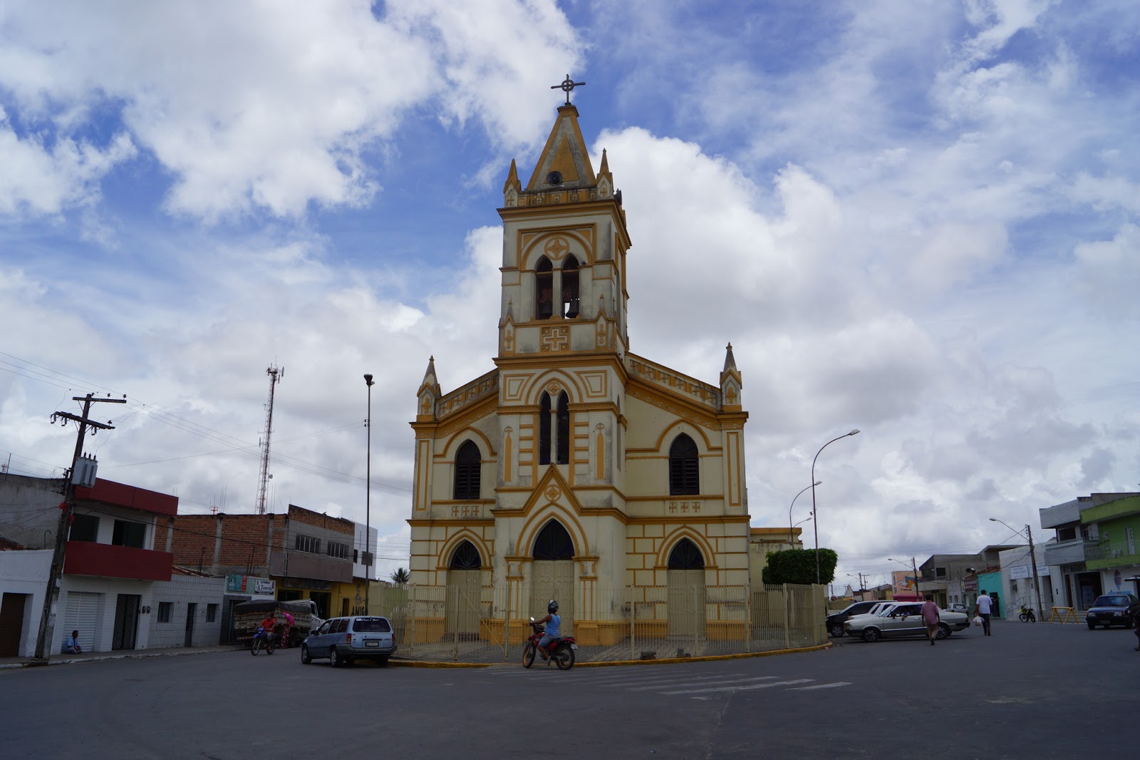 A Cidade e a História: A pequena Camocim de São Félix