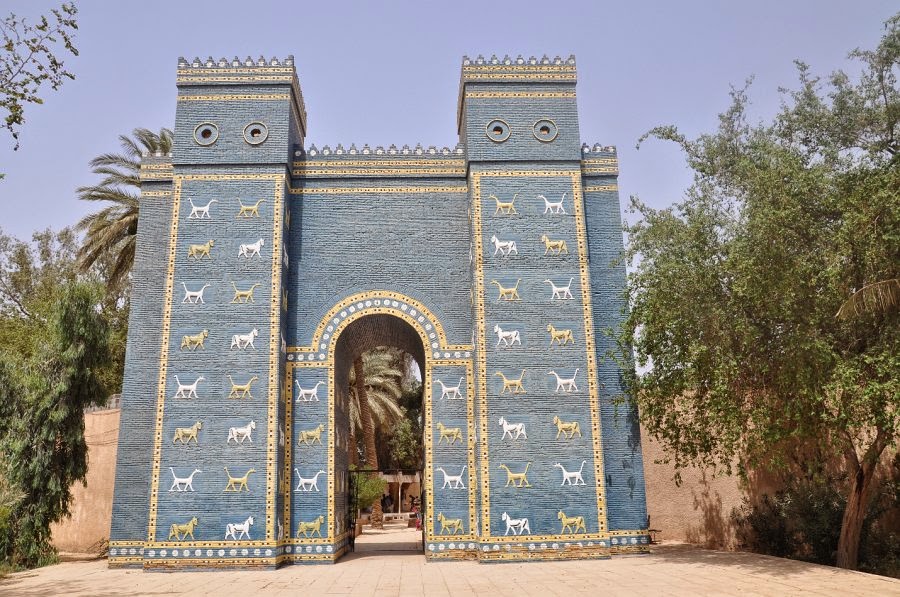 Dünyada her ne yaşanmışsa mutlaka iz bırakmıştır. Önemli olan o izlerin ...