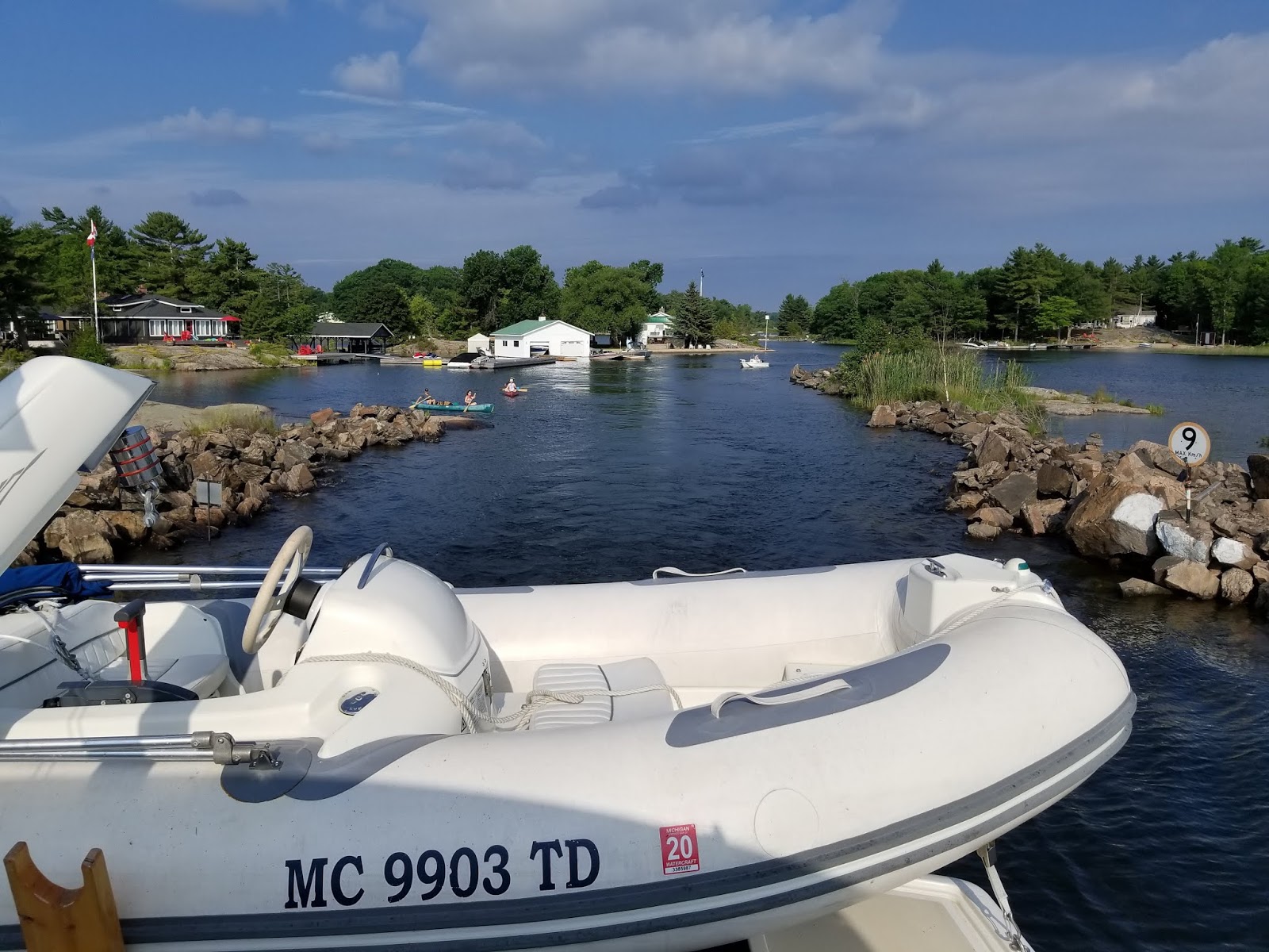 Sum Escape: Cruising the Canadian Shield. Chimney Bay, Beckwith Island ...