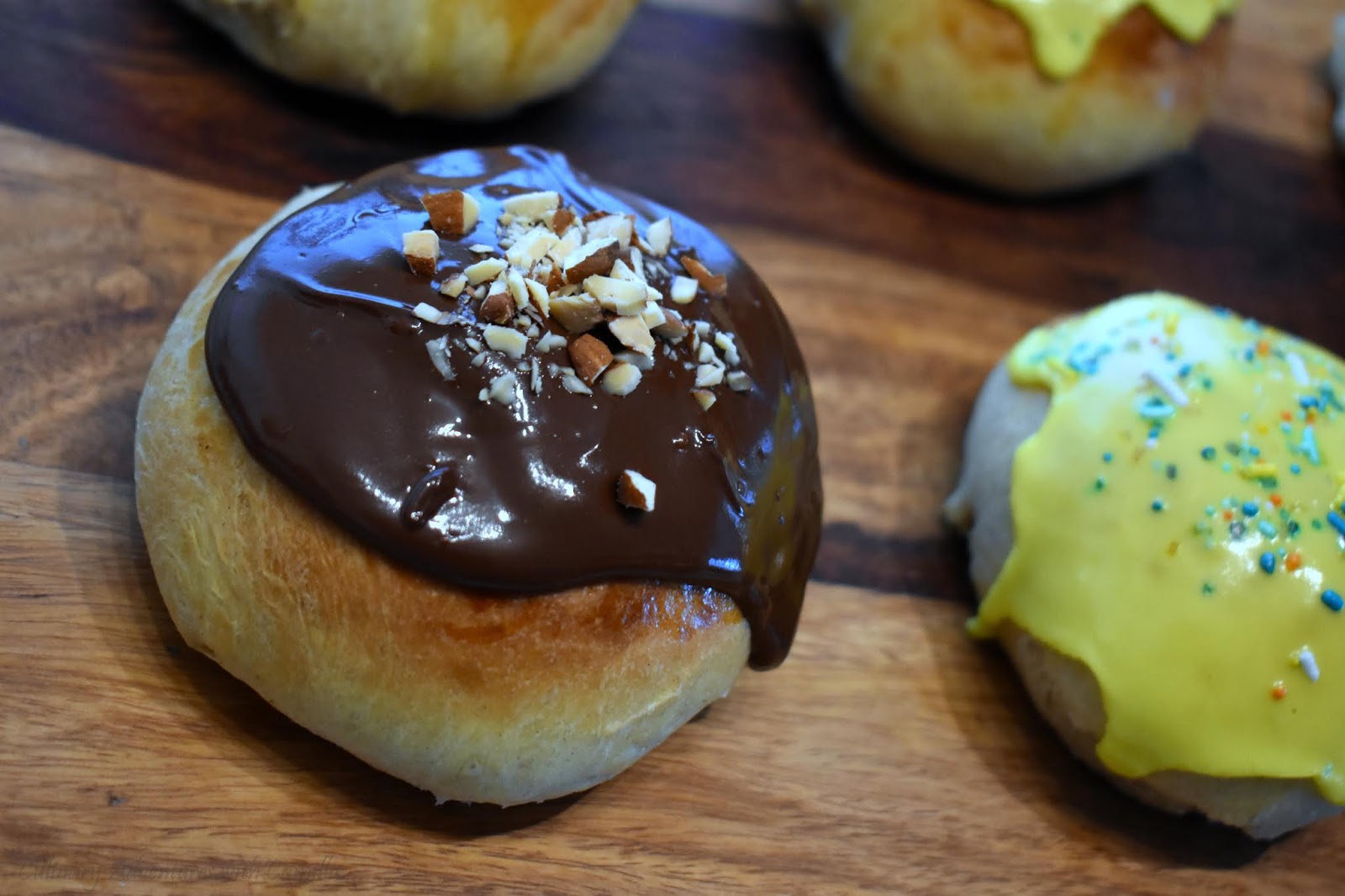 Leia Buns, Danish Style #FoodNFlix #StarWarsFood