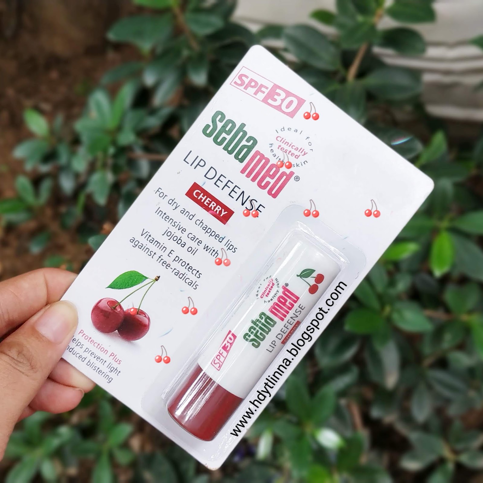 Review : Sabamed Lip Defense - Bibir Cerah Terawat - Marlina Hidayati