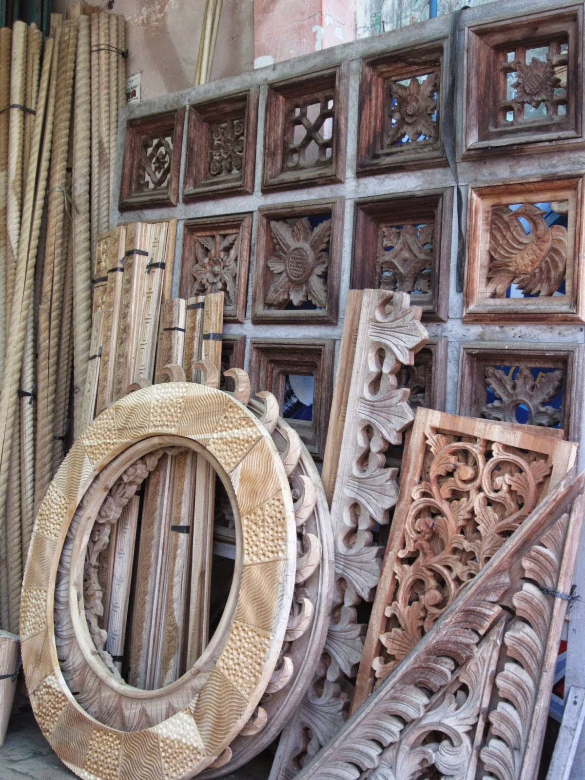 Ukiran Kayu Jepara Yang Unik Kreatif dan Elegan ~ Jhonthit Online ...