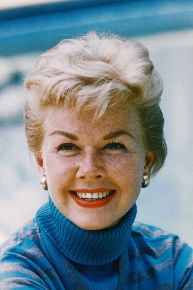 30 Wonderful Color Photographs of Doris Day, America’s Box-Office ...