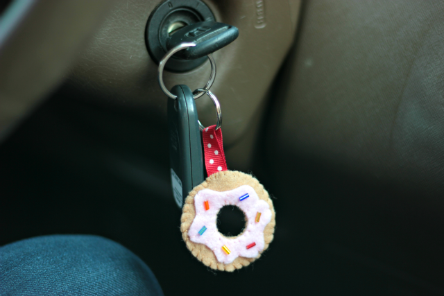Stelabird: Make It // Donut Keychain