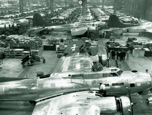 Bayou Renaissance Man: Iconic photographs of World War II aircraft ...