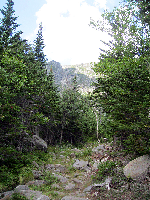 Hiking in the White Mountains: Huntington Ravine Trail