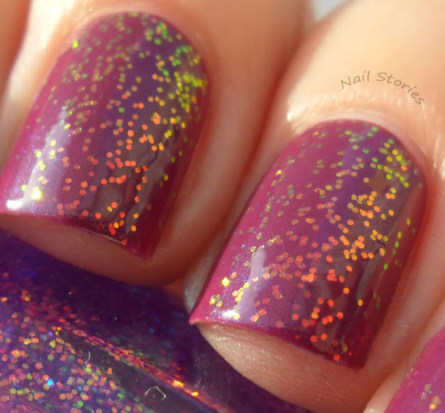 Nail Stories: Multichrome Purple Glitter