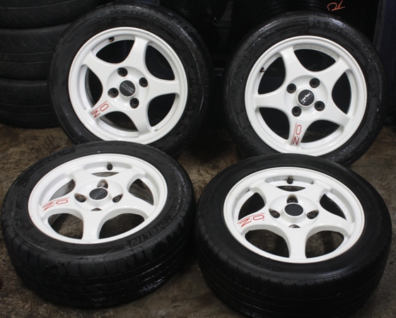 Dingz Garage: 15 inc OZ Racing Lancer Evo 3 with Michelin tyre