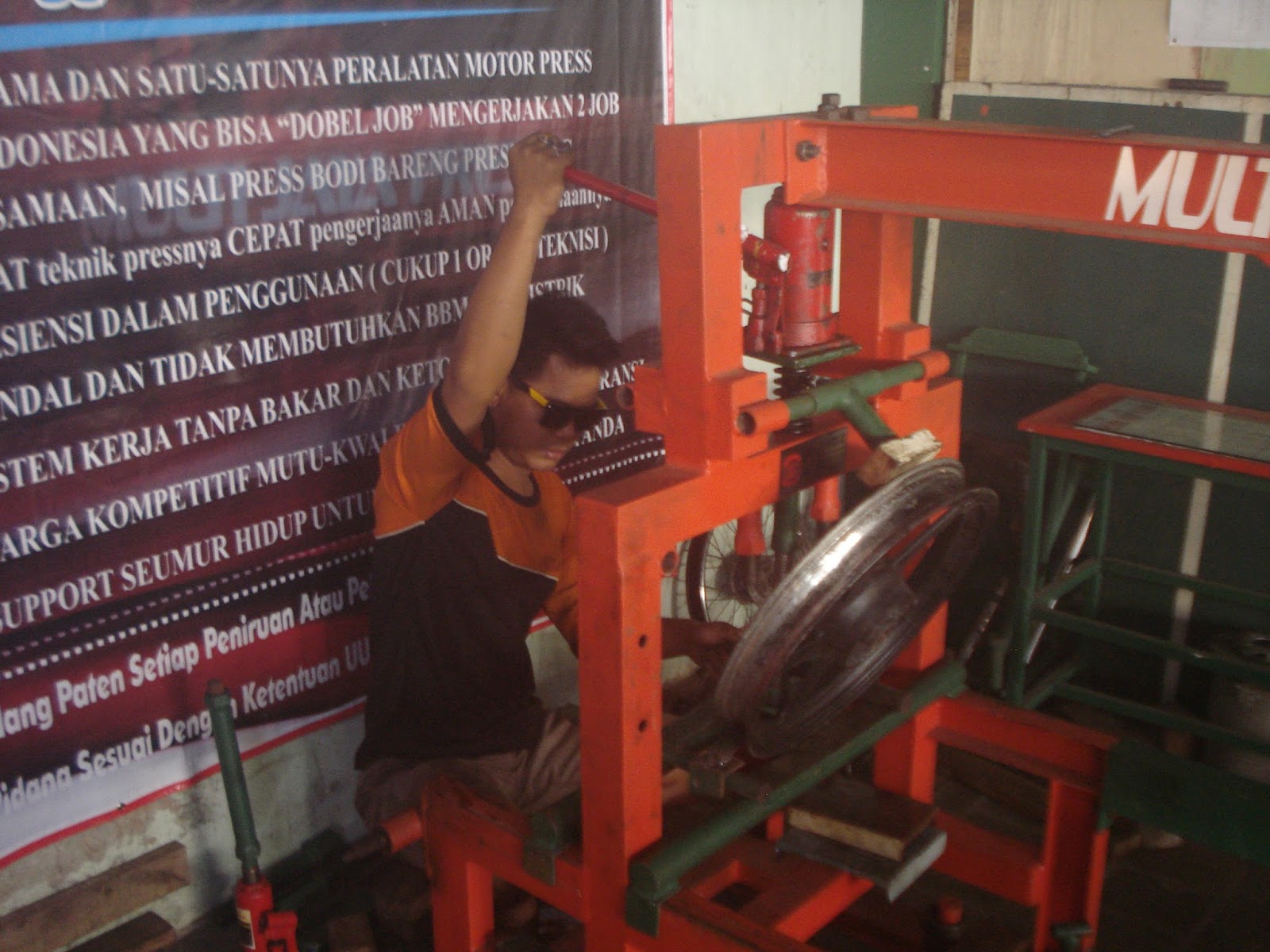 Mesin Press Body Sepeda Motor | 0823 223 88881-08156988881: harga velg ...