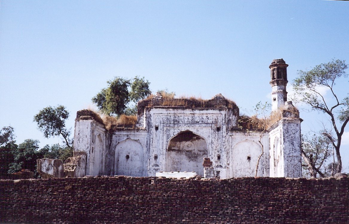 Kaimganj Club: Kaimganj Historical buildings.