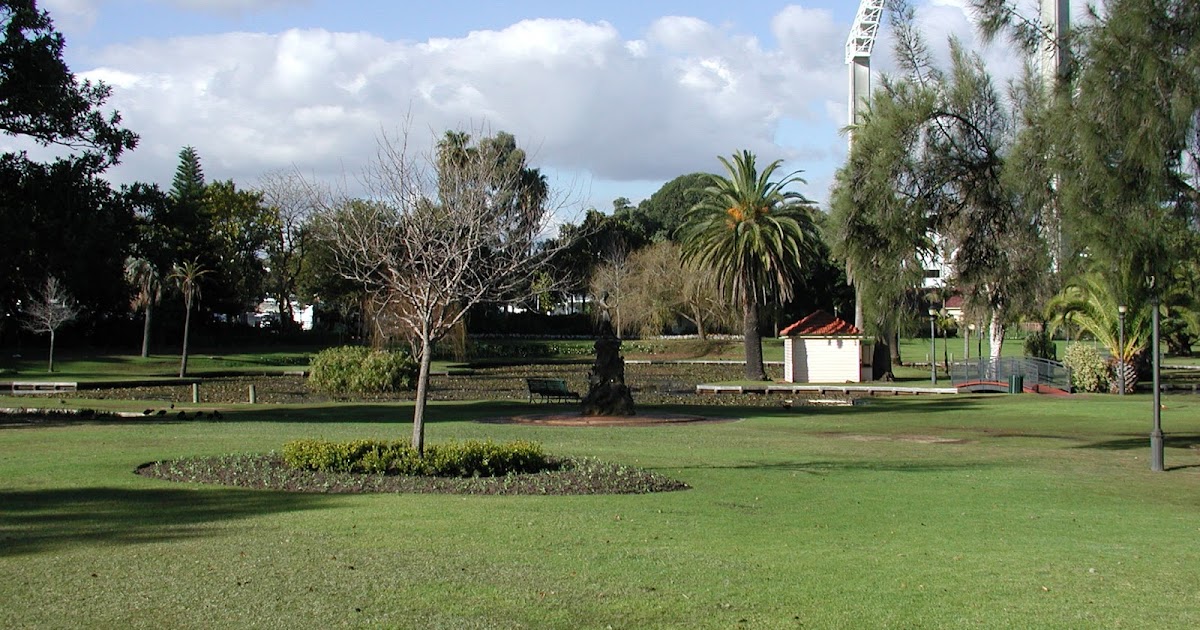 COLOURFULWORLD: A - Z of Australia - Q is for Queen's Gardens