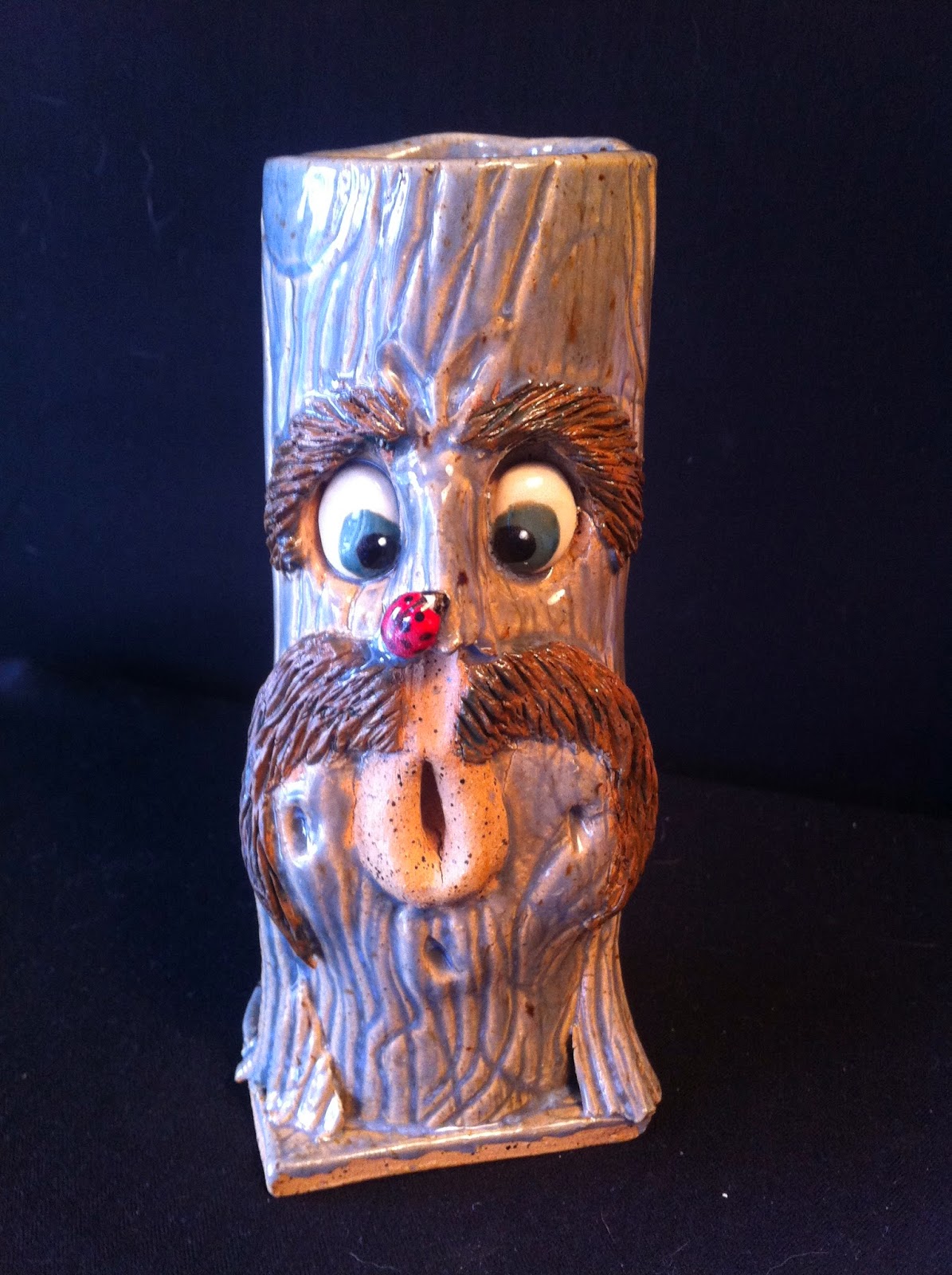 Bizarre, Amazing & Magical Pottery! ....A Pottery Blog!